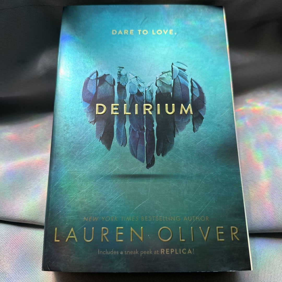 Delirium by Lauren Oliver