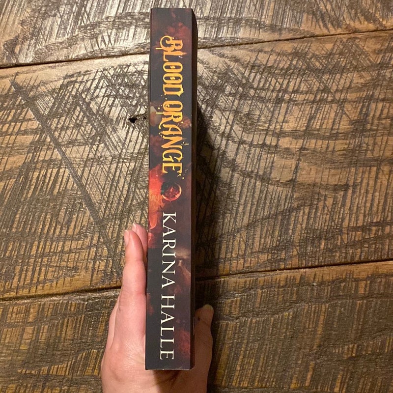 Blood Orange by Karina Halle, Paperback | Pangobooks