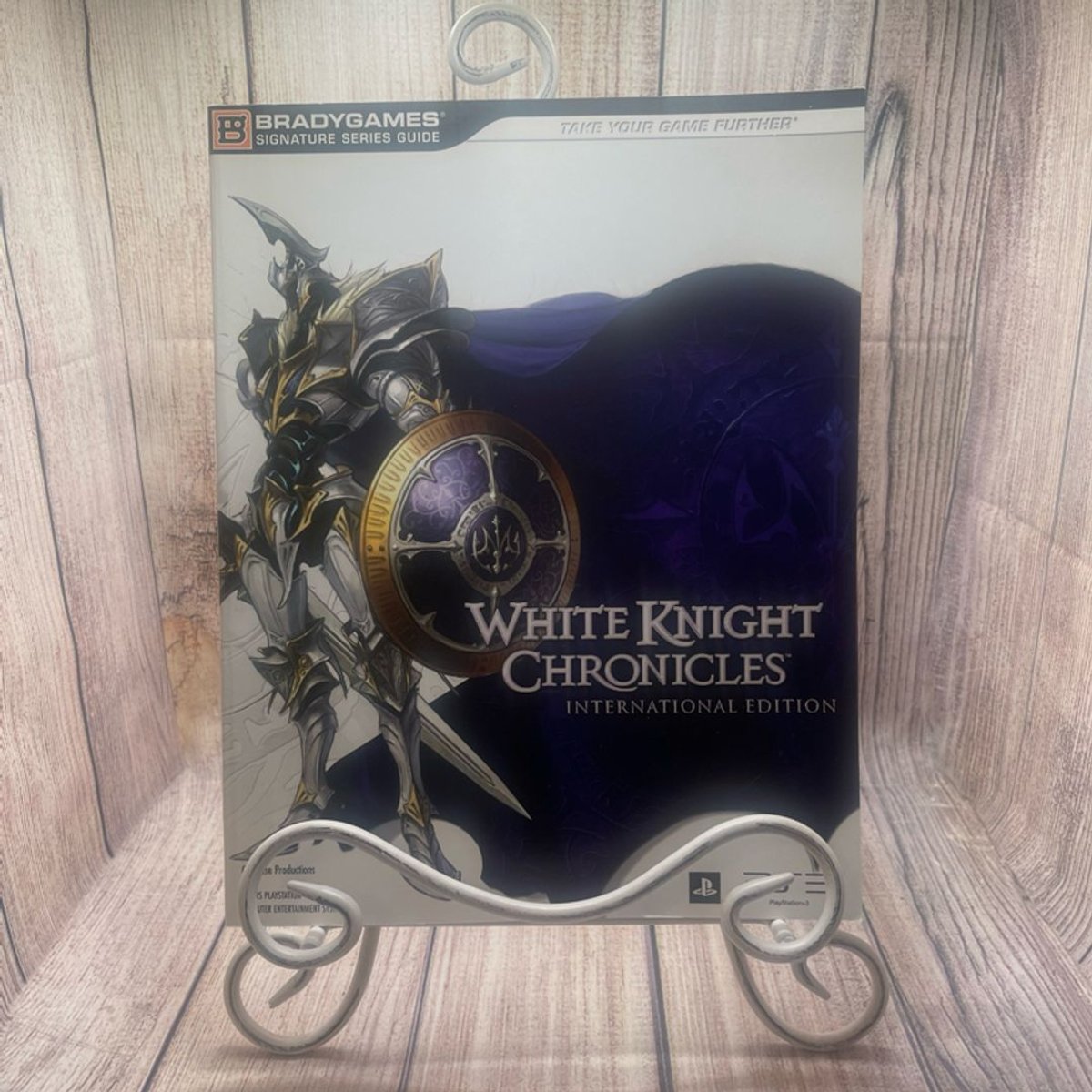 White Knight Chronicles Signature Series Strategy Guide by BradyGames Staff
