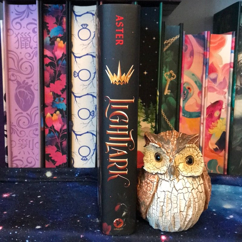 Lightlark by Alex Aster, Hardcover | Pangobooks