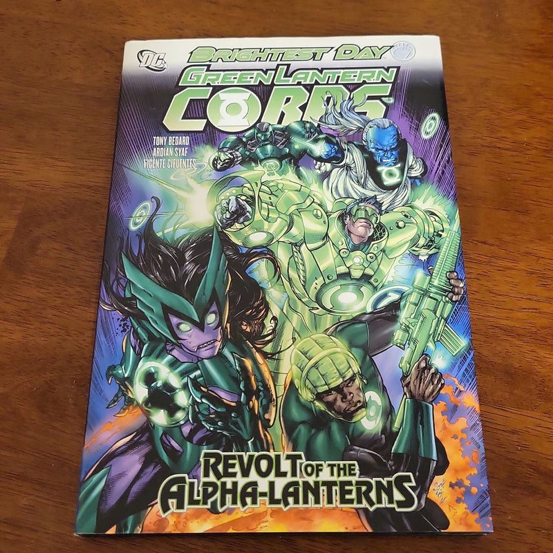 Revolt of the Alpha Lanterns by Sterling Gates, Ardian Syaf, Tony ...