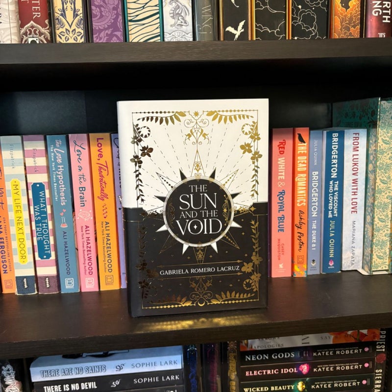 The Sun and the Void by Gabriela Romero Lacruz