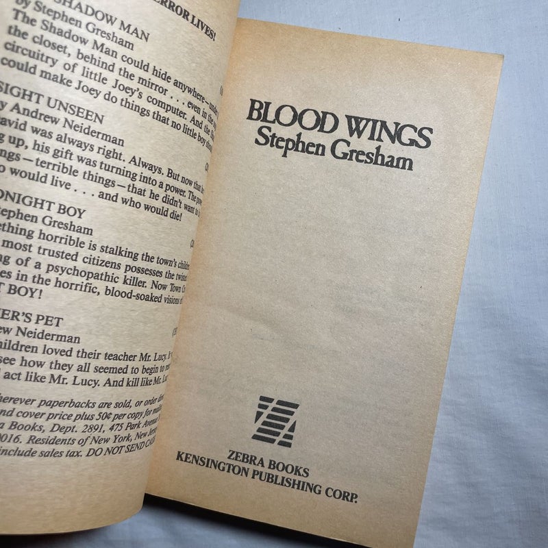 Blood Wings by Stephen Gresham, Paperback | Pangobooks