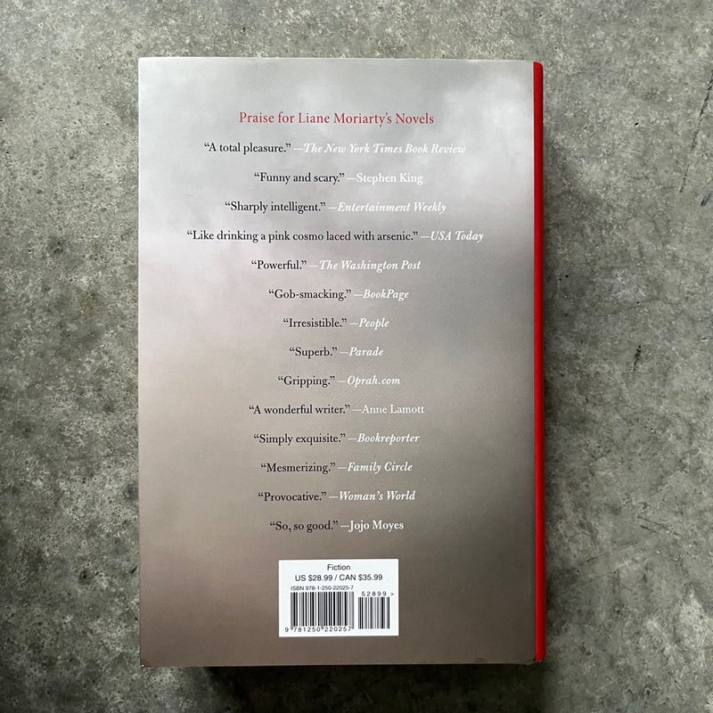 Apples Never Fall by Liane Moriarty, Hardcover | Pangobooks