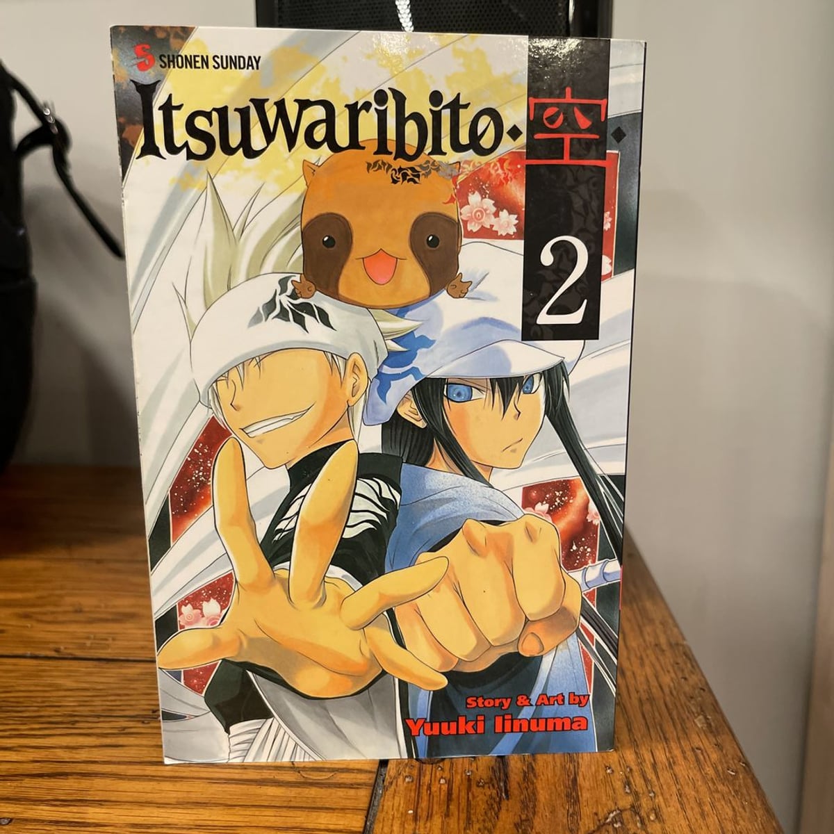 Itsuwaribito , Vol. 2 by Yuuki Linuma