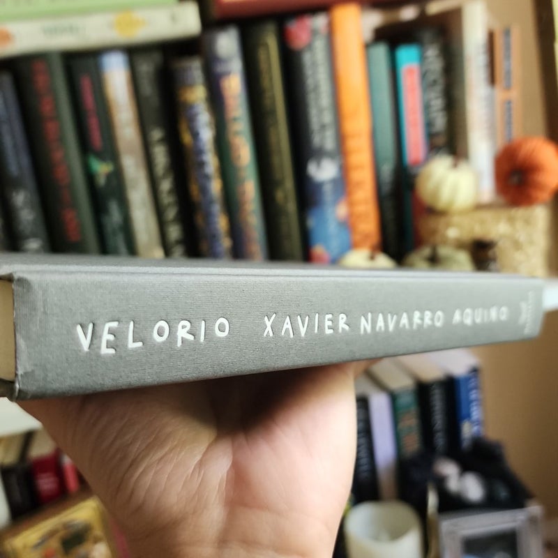 Velorio by Xavier Navarro Aquino, Hardcover | Pangobooks