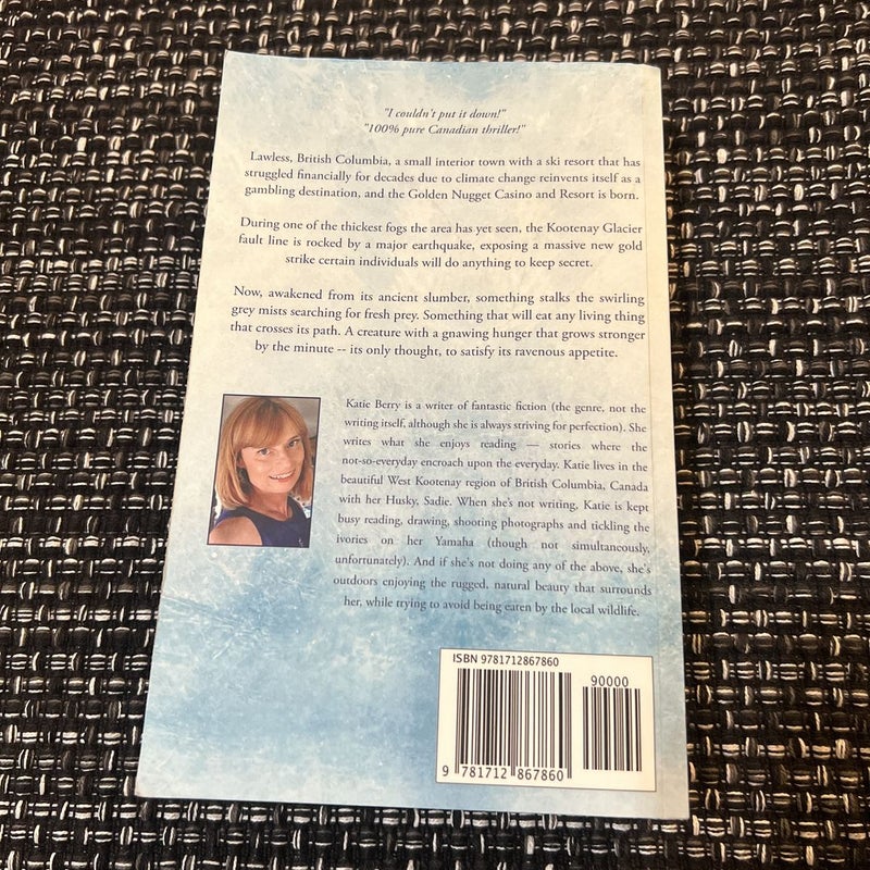 Claw by Katie Berry, Paperback | Pangobooks