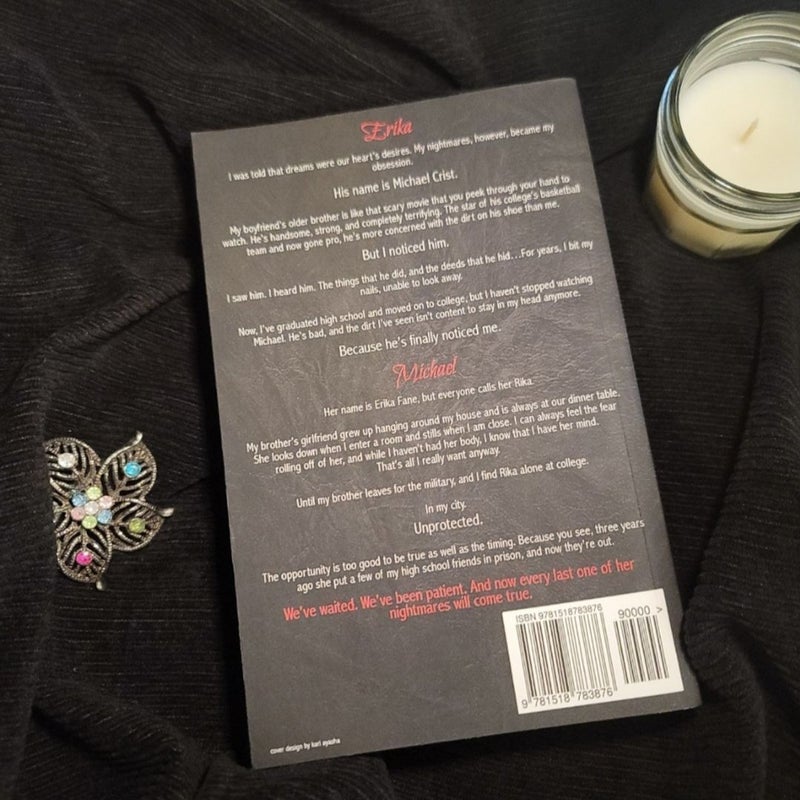 Corrupt Original Cover by Penelope Douglas , Paperback | Pangobooks