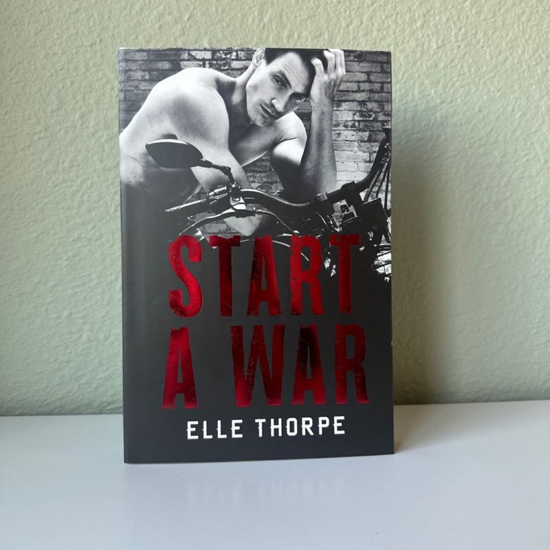 Start A War by Elle Thorpe, Hardcover | Pangobooks