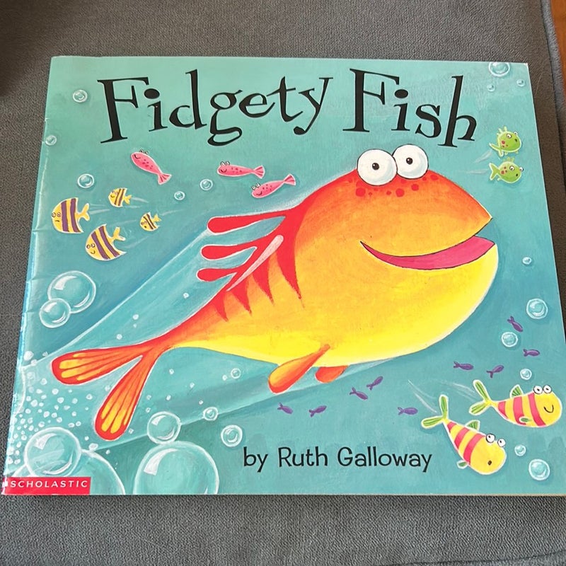 Fidgety Fish by Ruth Galloway, Paperback | Pangobooks