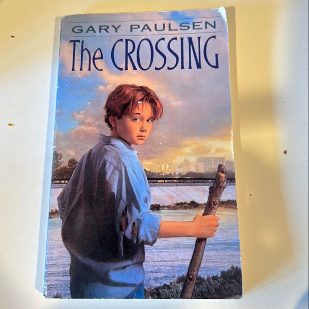 The Crossing by Gary Paulsen , Paperback | Pangobooks