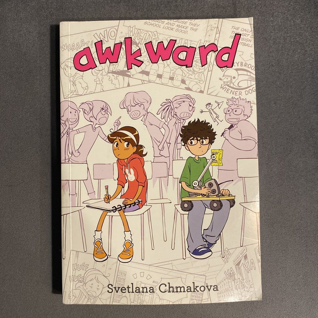 Awkward by Svetlana CHMAKOVA, Paperback | Pangobooks