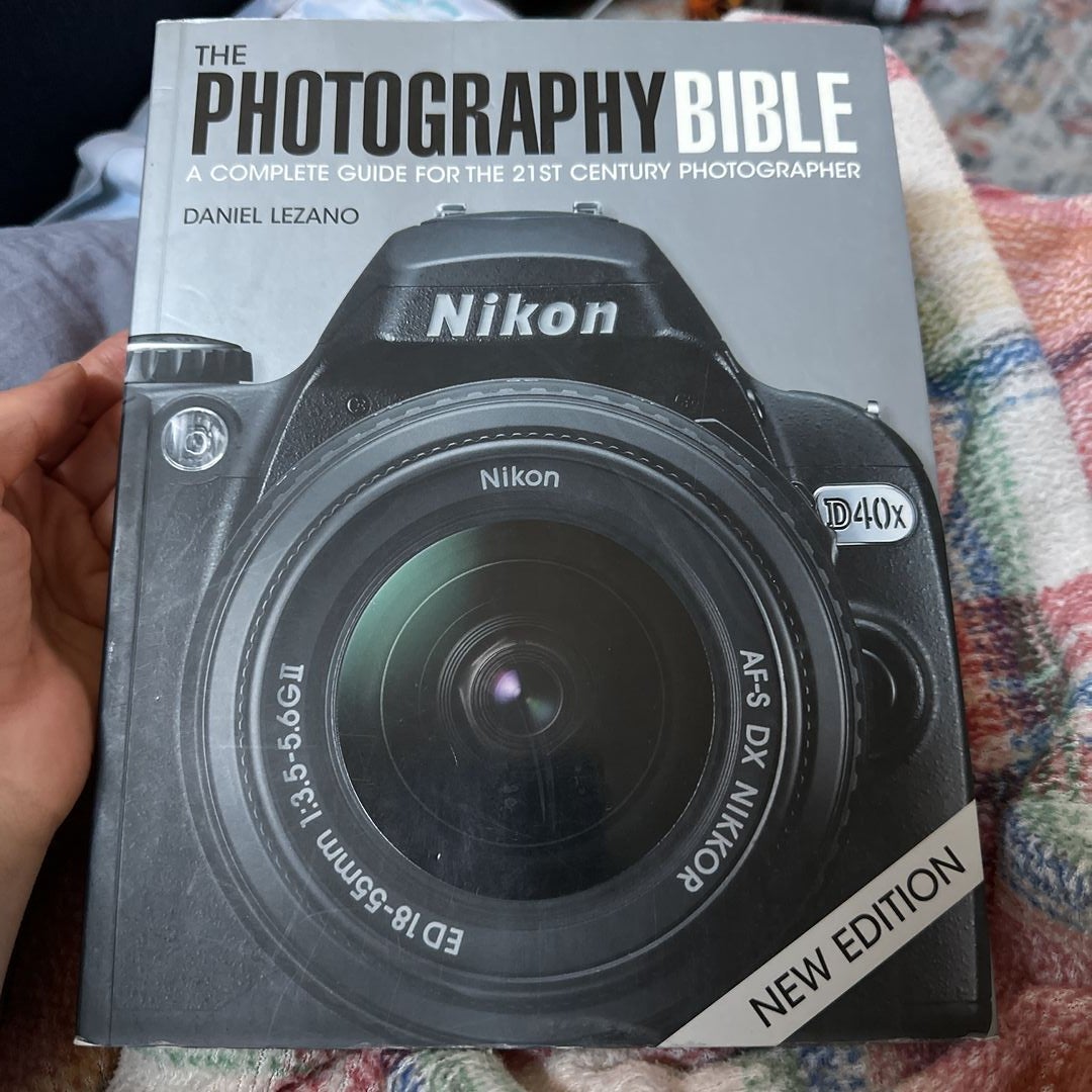 The Photography Bible by Daniel Lezano