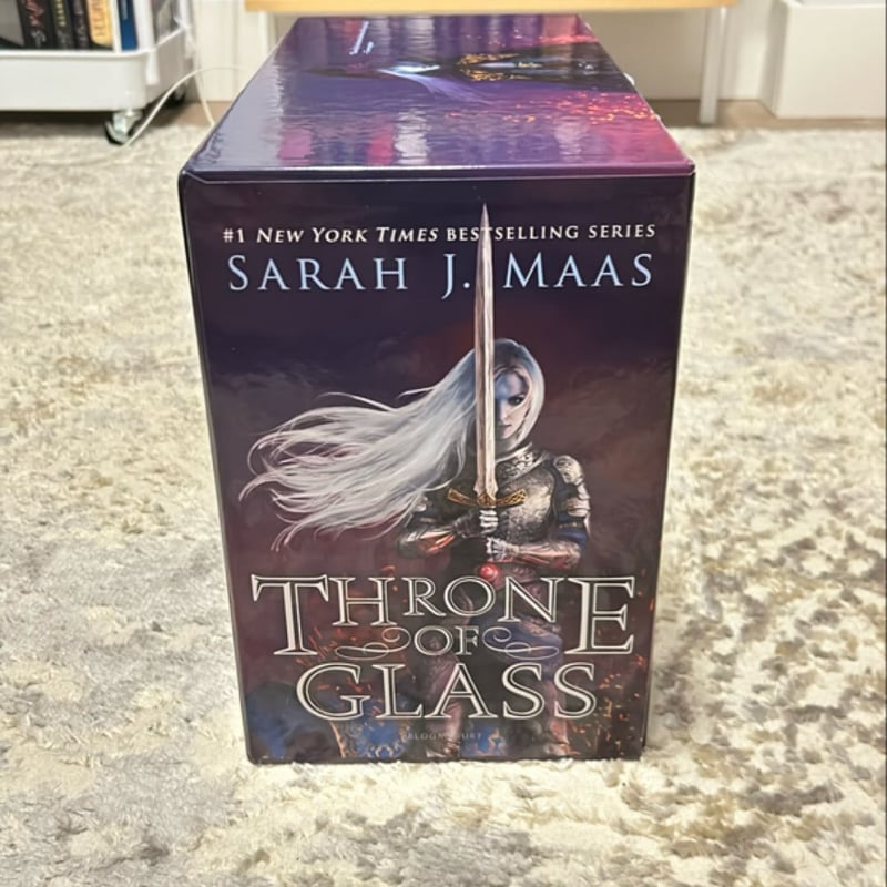 Throne of Glass Paperback Box Set by Sarah J. Maas, Hardcover | Pangobooks