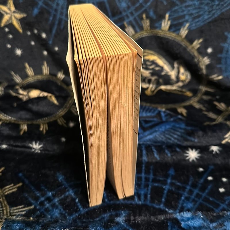 The Hobbit by J.R.R Tolkien, Paperback | Pangobooks