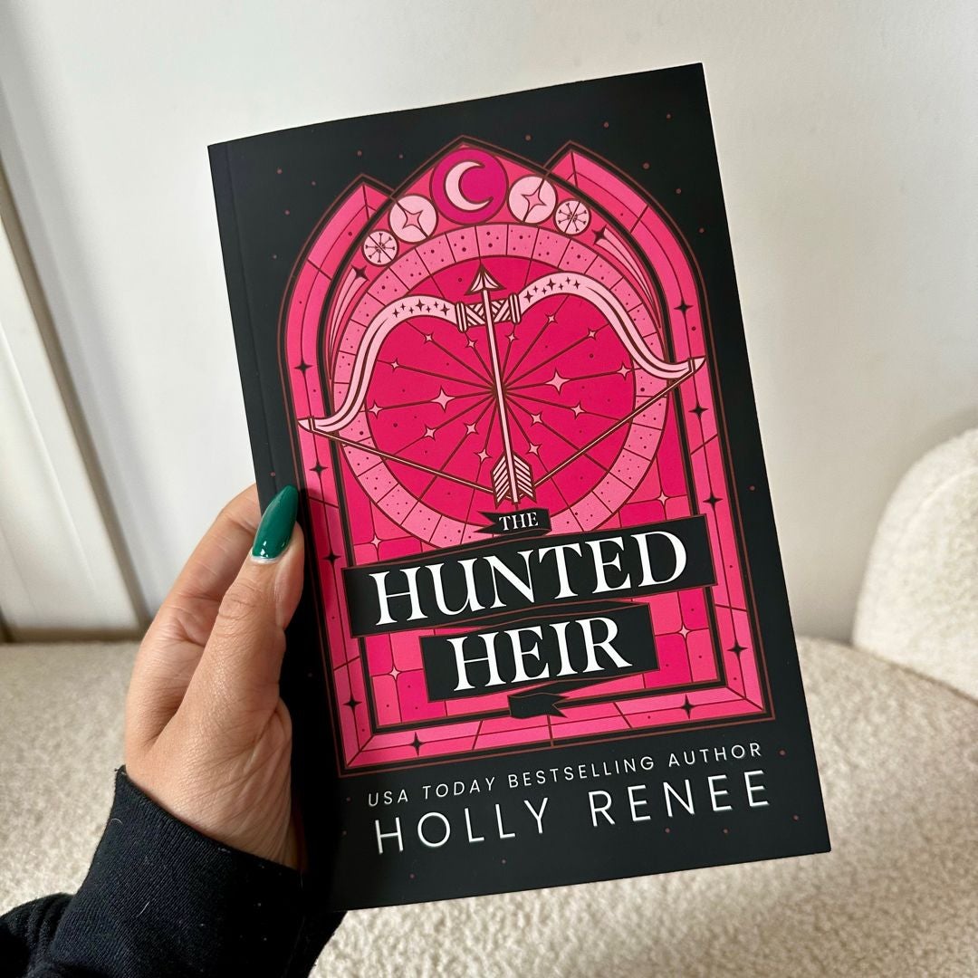 The Hunted Heir by Holly Renee