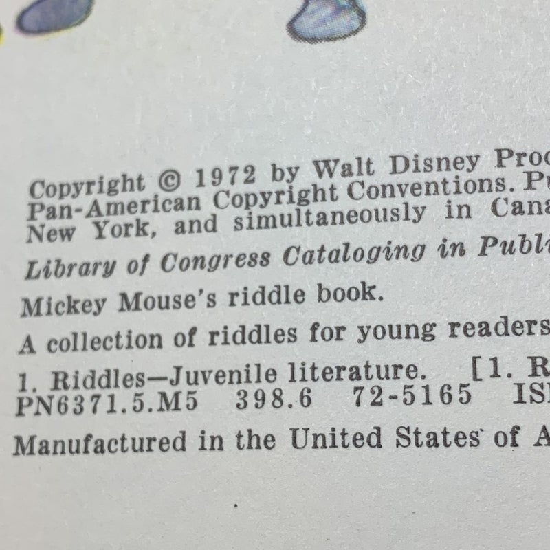 Mickey Mouse Riddle Book by Disney Book Club Staff, Hardcover | Pangobooks