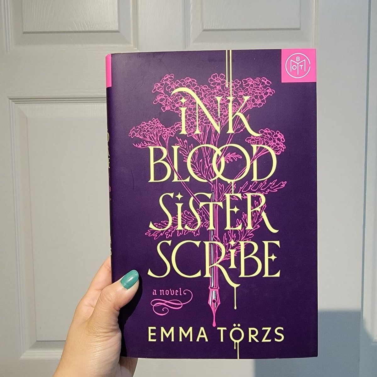 Ink Blood Sister Scribe by Emma Törzs, Hardcover | Pangobooks