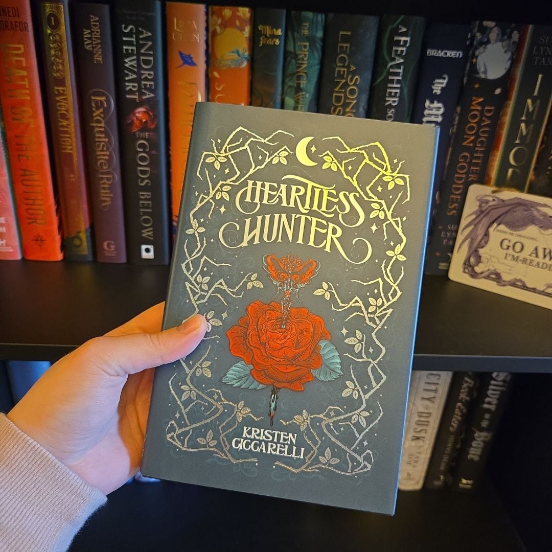 Heartless Hunter by Kristen Ciccarelli, Hardcover | Pangobooks
