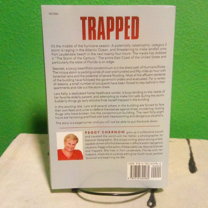 Trapped by Peggy Chernow, Paperback | Pangobooks