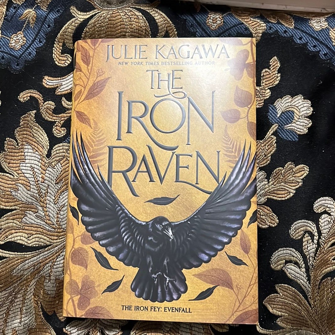 The Iron Raven by Julie Kagawa, Hardcover | Pangobooks