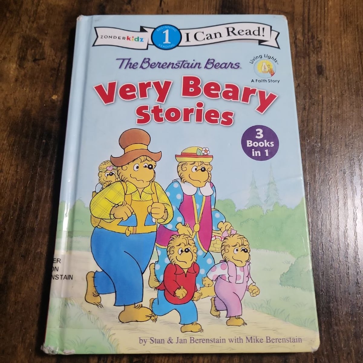 The Berenstain Bears Very Beary Stories by Jan Berenstain, Stan Berenstain, Mike Berenstain