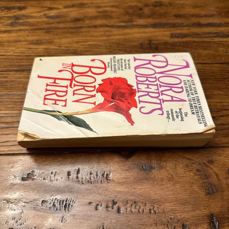 Born in Fire by Nora Roberts, Paperback | Pangobooks