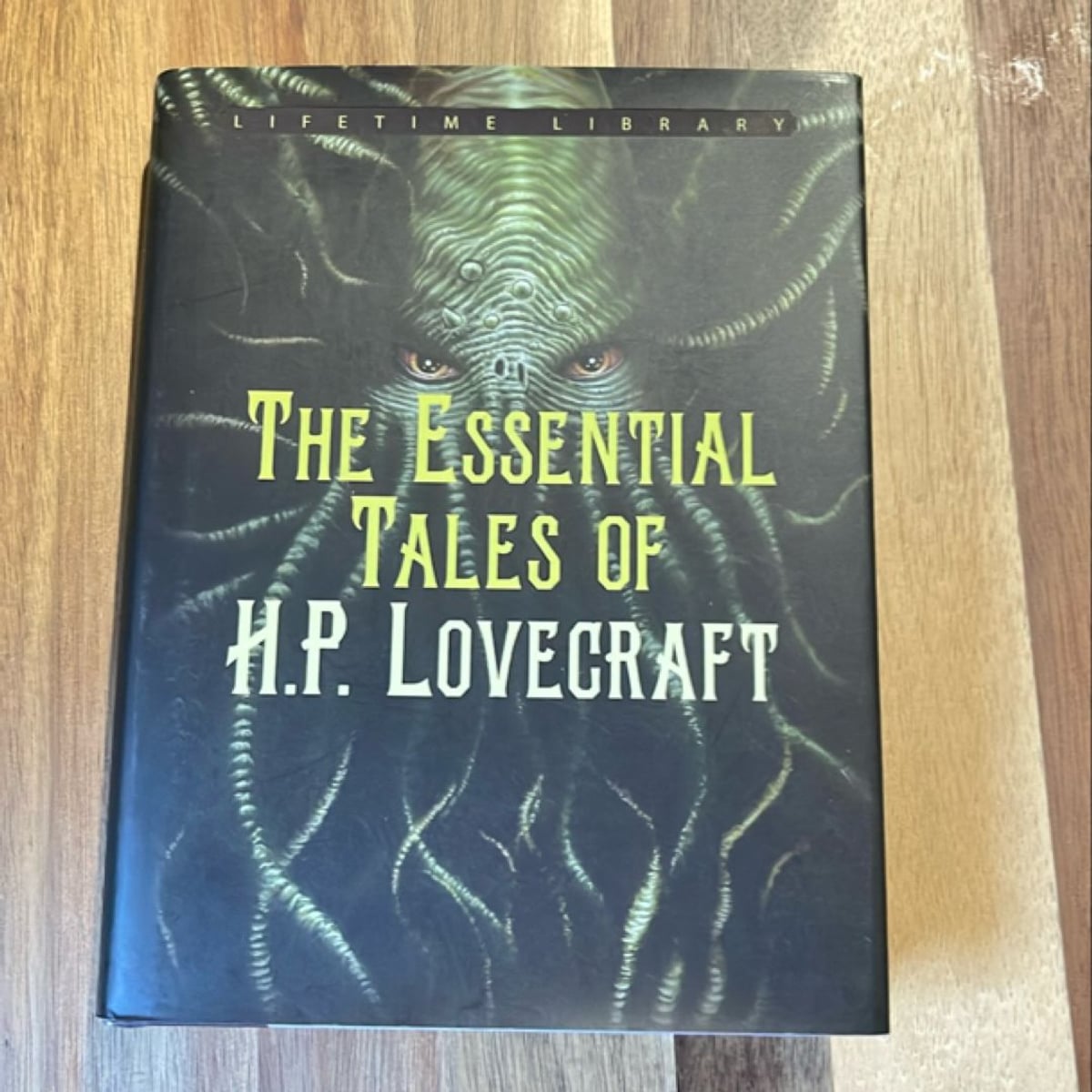 The Essential Tales of HP Lovecraft by HP Lovecraft, Hardcover | Pangobooks