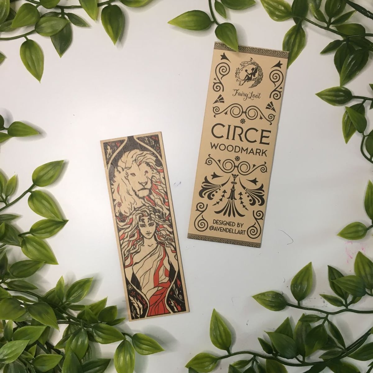 FairyLoot Circe Wooden Bookmark by Fairyloot, Paperback | Pangobooks