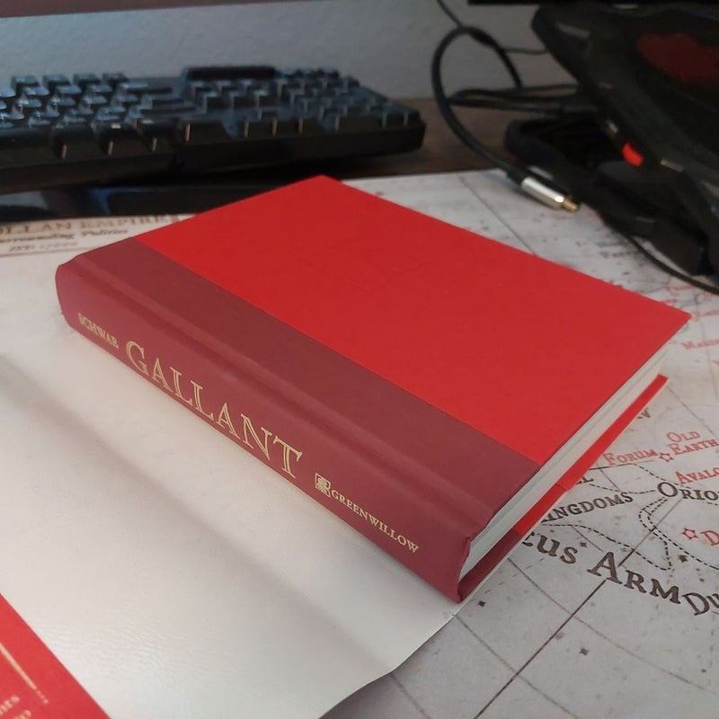 Gallant by V. E. Schwab, Hardcover | Pangobooks