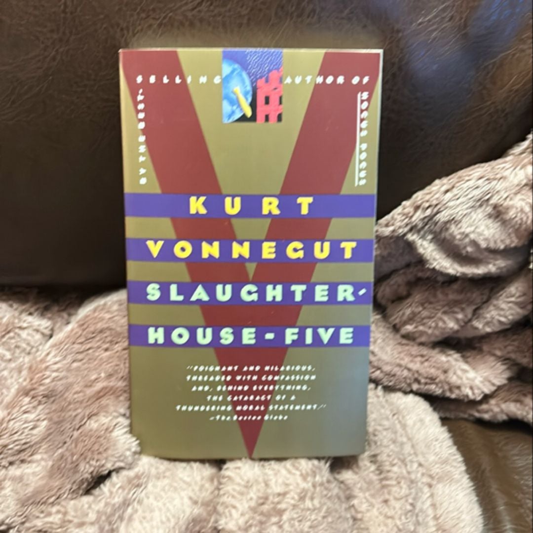 Slaughterhouse-Five by Kurt Vonnegut, Paperback | Pangobooks