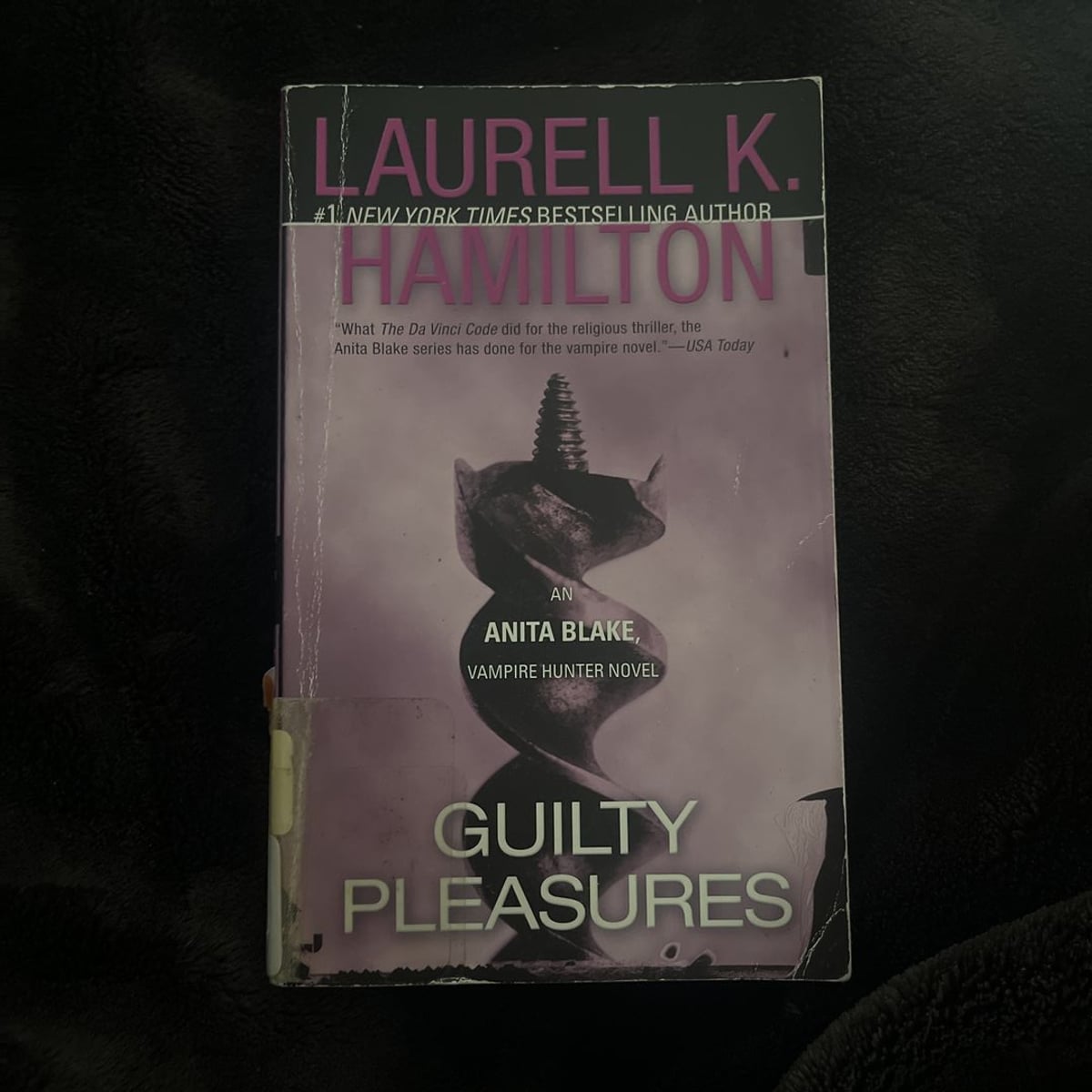 Guilty Pleasures by Laurell K. Hamilton, Paperback | Pangobooks