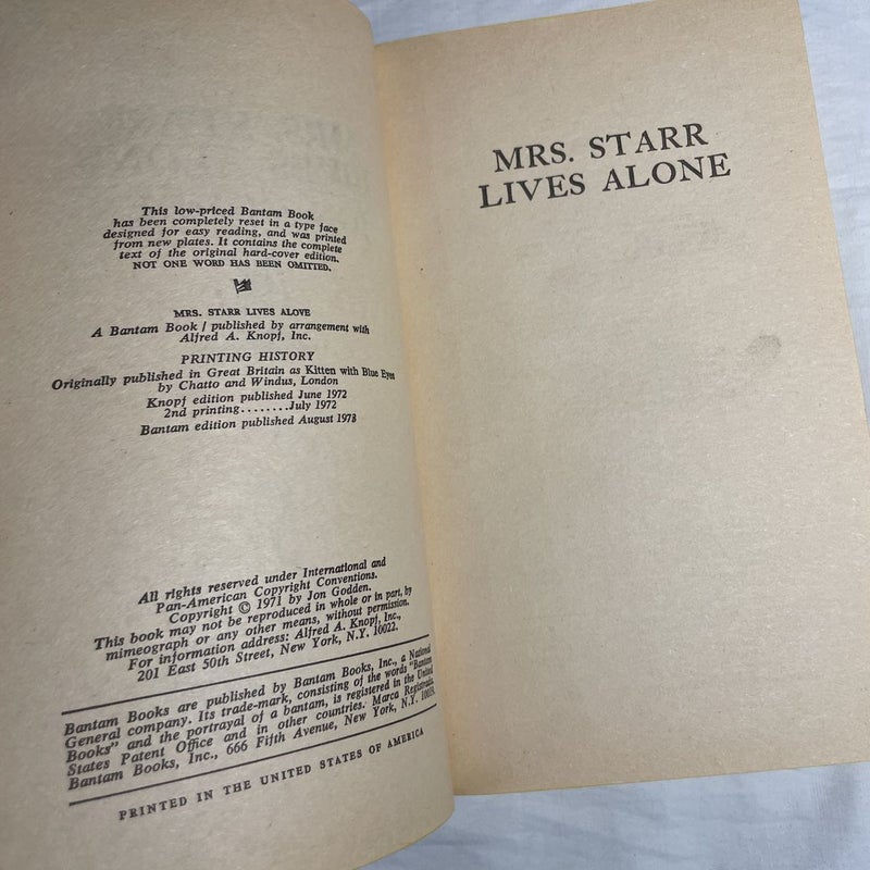 Mrs Starr Lives Alone by Jon Godden, Paperback | Pangobooks