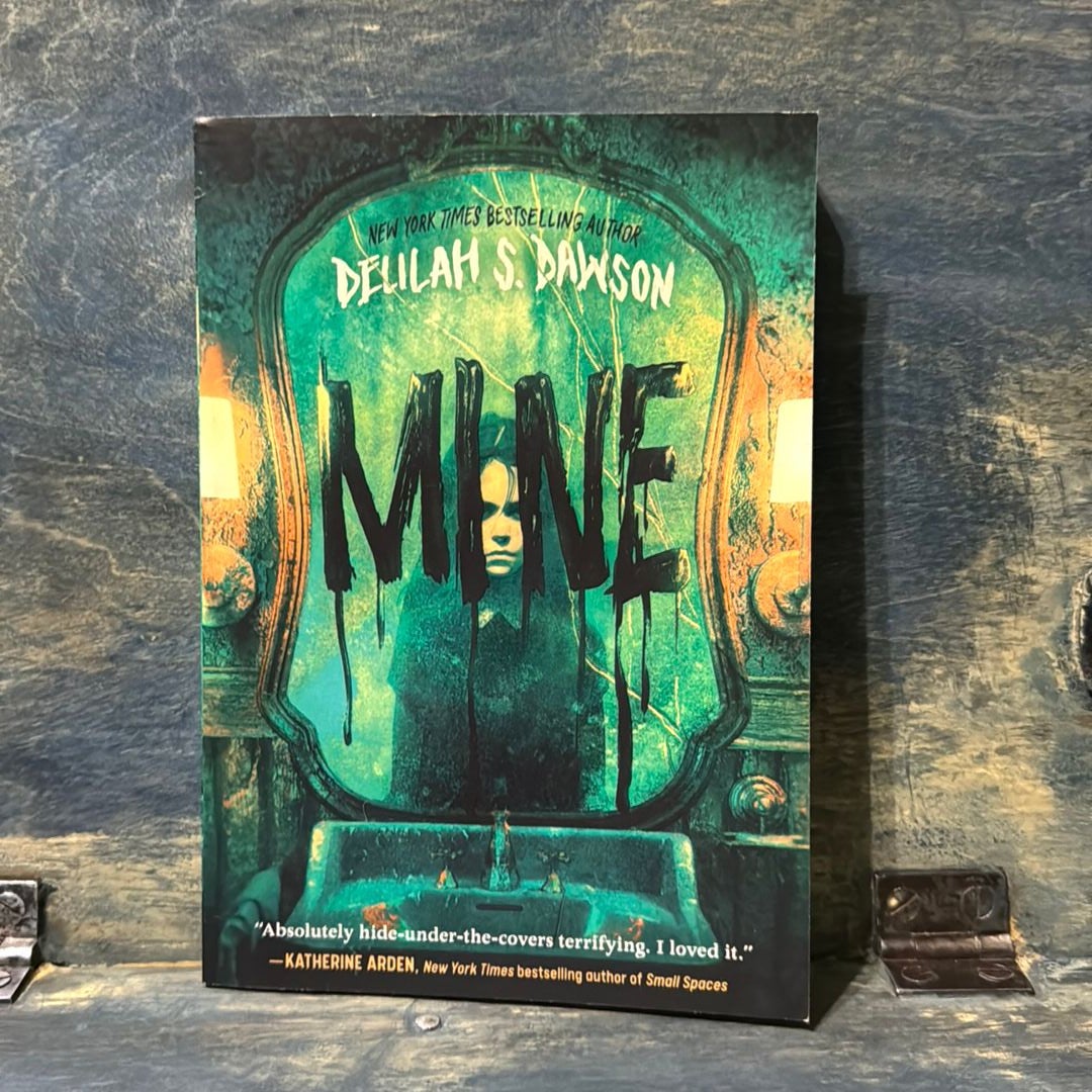 Mine by Delilah S. Dawson, Paperback | Pangobooks