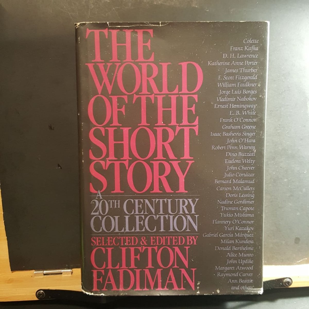 The World of the Short Story by Clifton Fadiman, Hardcover | Pangobooks