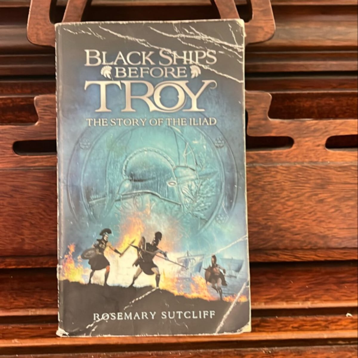 Black Ships Before Troy by Rosemary Sutcliff