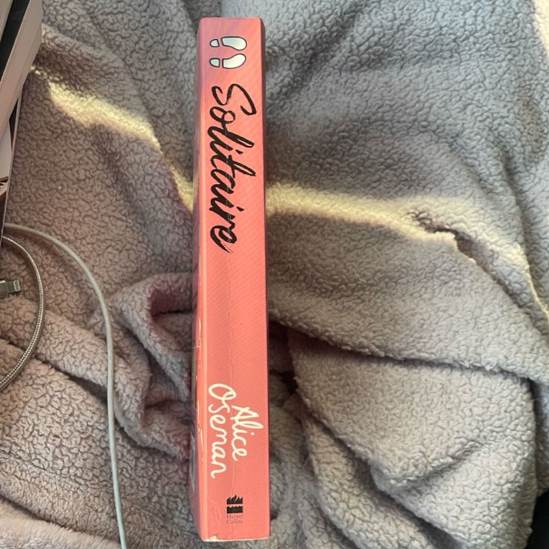 Solitaire by Alice Oseman, Paperback | Pangobooks