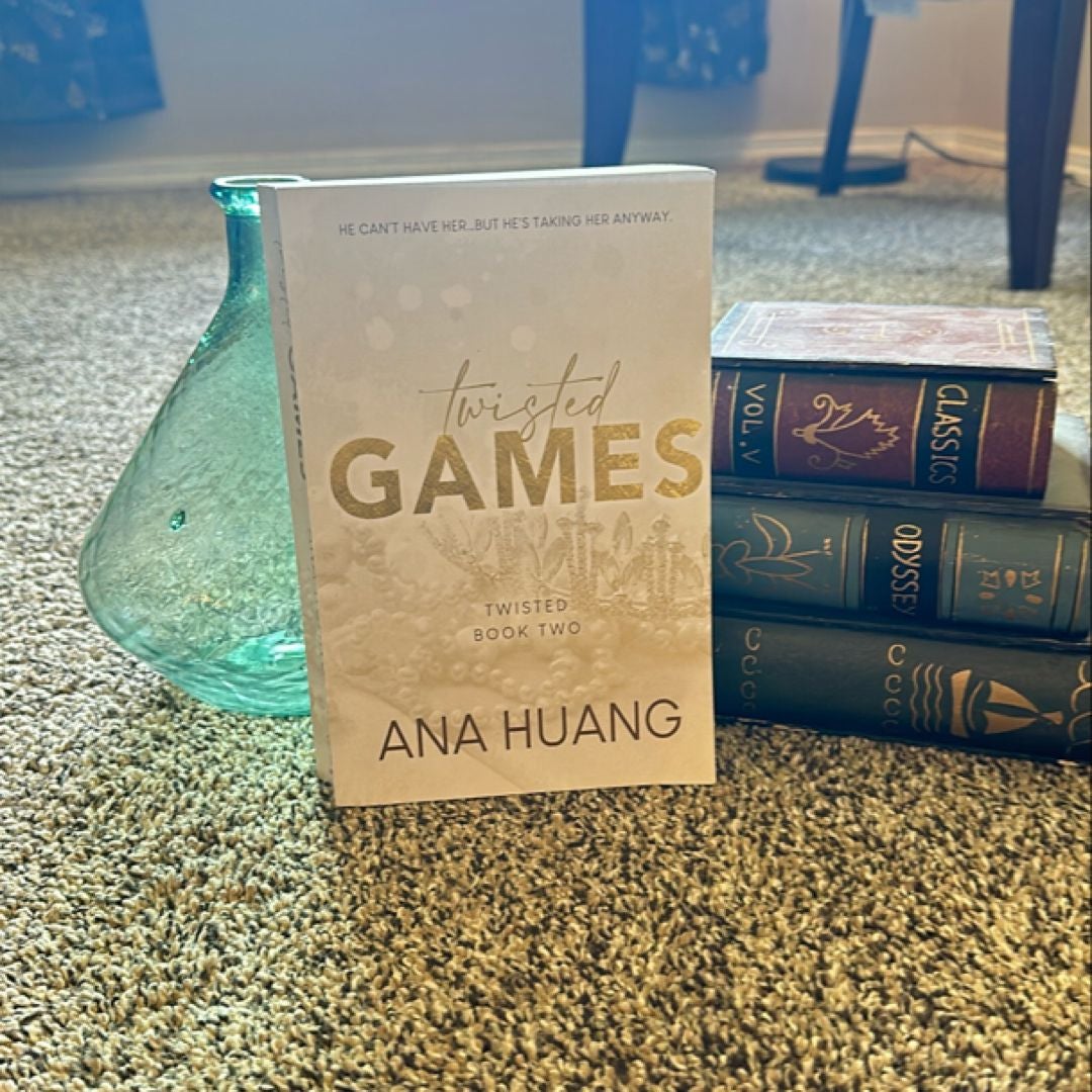 Twisted Games by Ana Huang, Paperback | Pangobooks