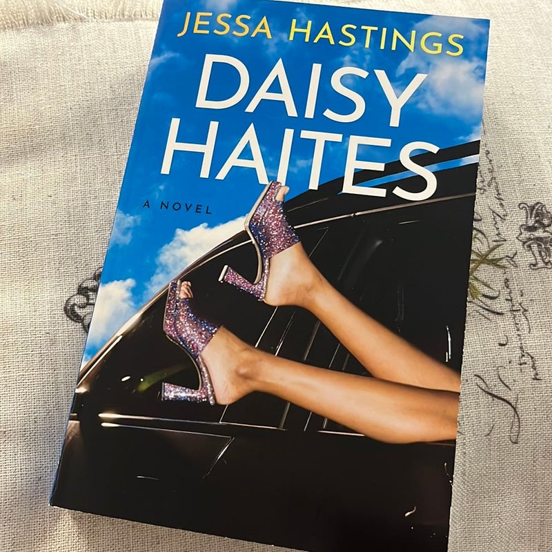 Daisy Haites by Jessa Hastings, Paperback | Pangobooks
