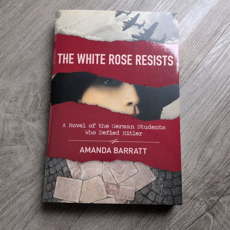 The White Rose Resists by Amanda Barratt, Paperback | Pangobooks