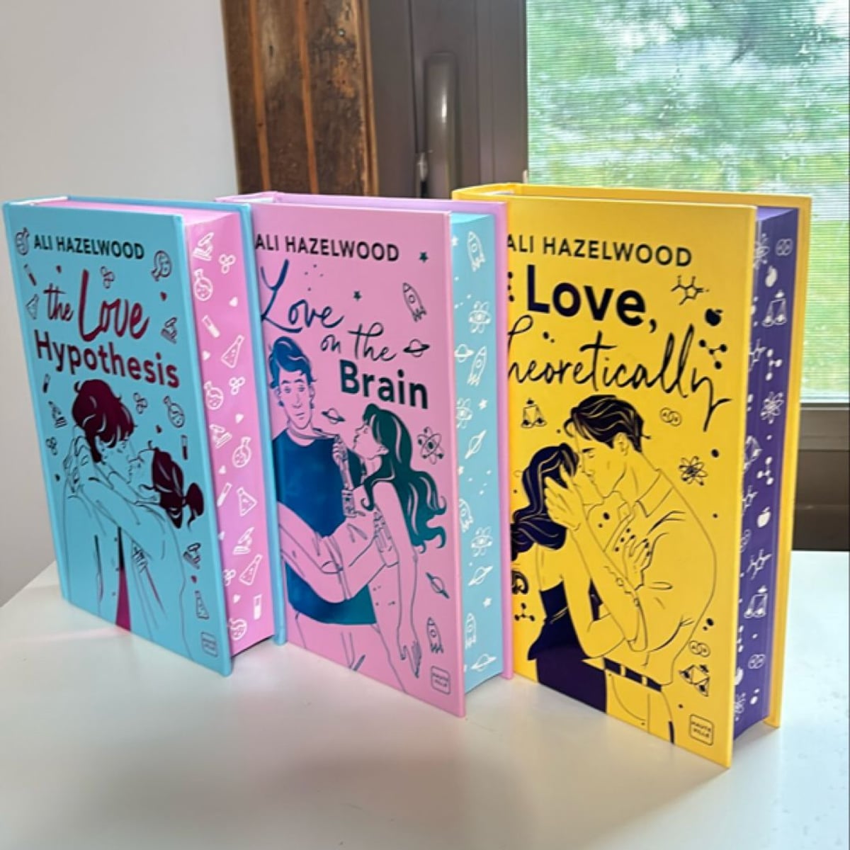 Special edition the love hypothesis love on the brain and love ...