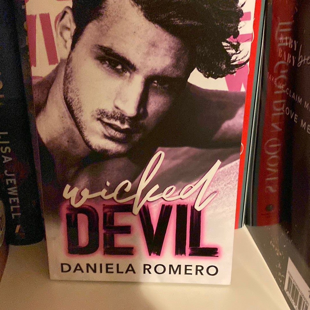 Wicked Devil Patreon by Daniela Romero , Paperback | Pangobooks