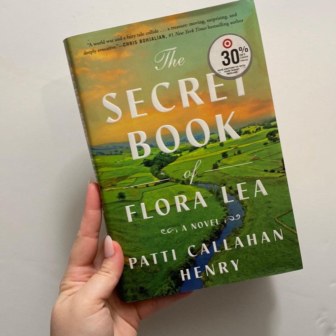 The Secret Book of Flora Lea by Patti Callahan Henry, Hardcover ...