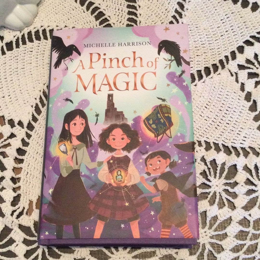 A Pinch of Magic by Michelle Harrison, Hardcover | Pangobooks