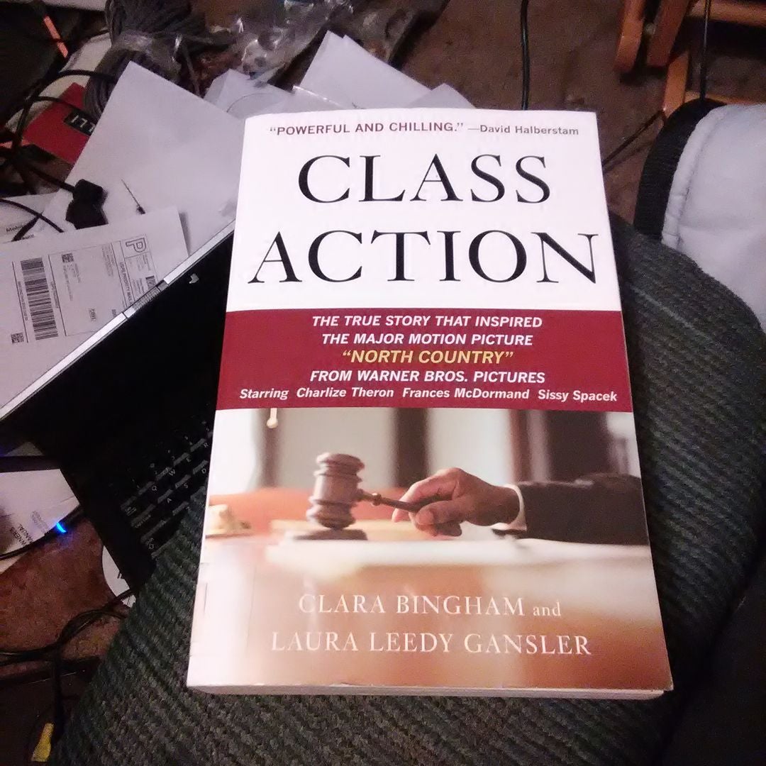 Class Action by Clara Bingham, Paperback | Pangobooks