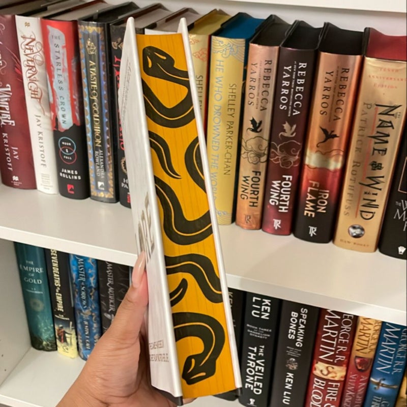 Lore Fairyloot by Alexandra Bracken, Hardcover | Pangobooks