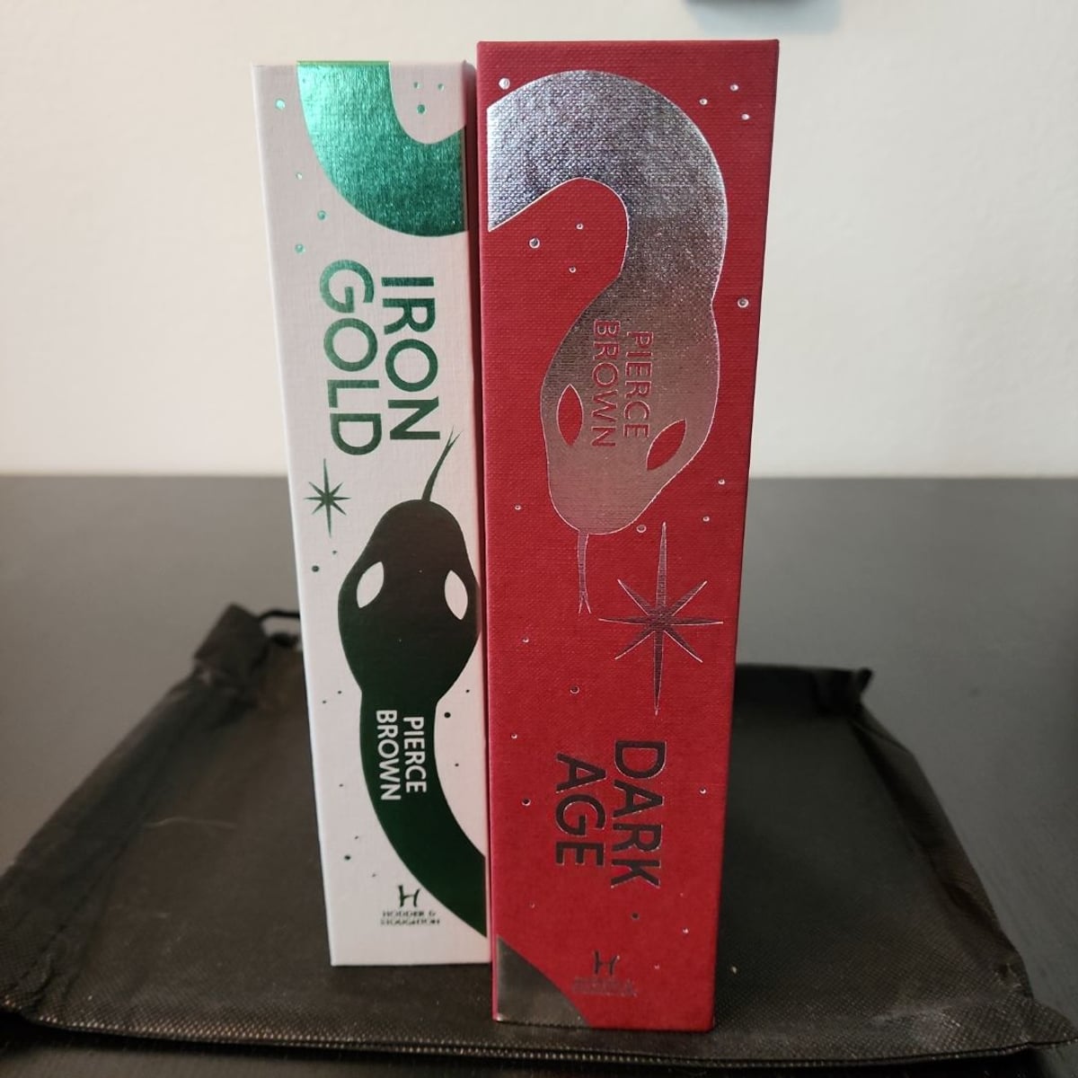 FairyLoot Iron Gold & Dark Age by Pierce Brown, Hardcover | Pangobooks