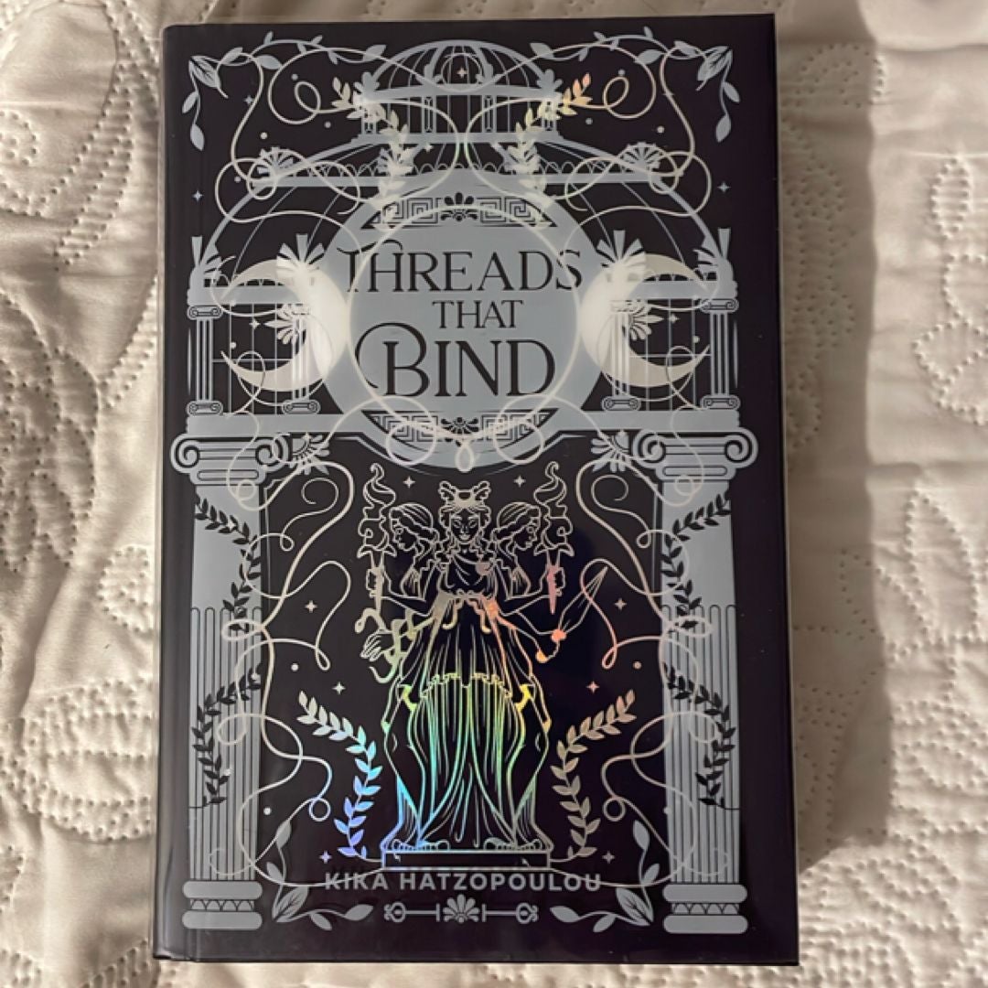 Threads That Bind by Kika Hatzopoulou, Hardcover | Pangobooks