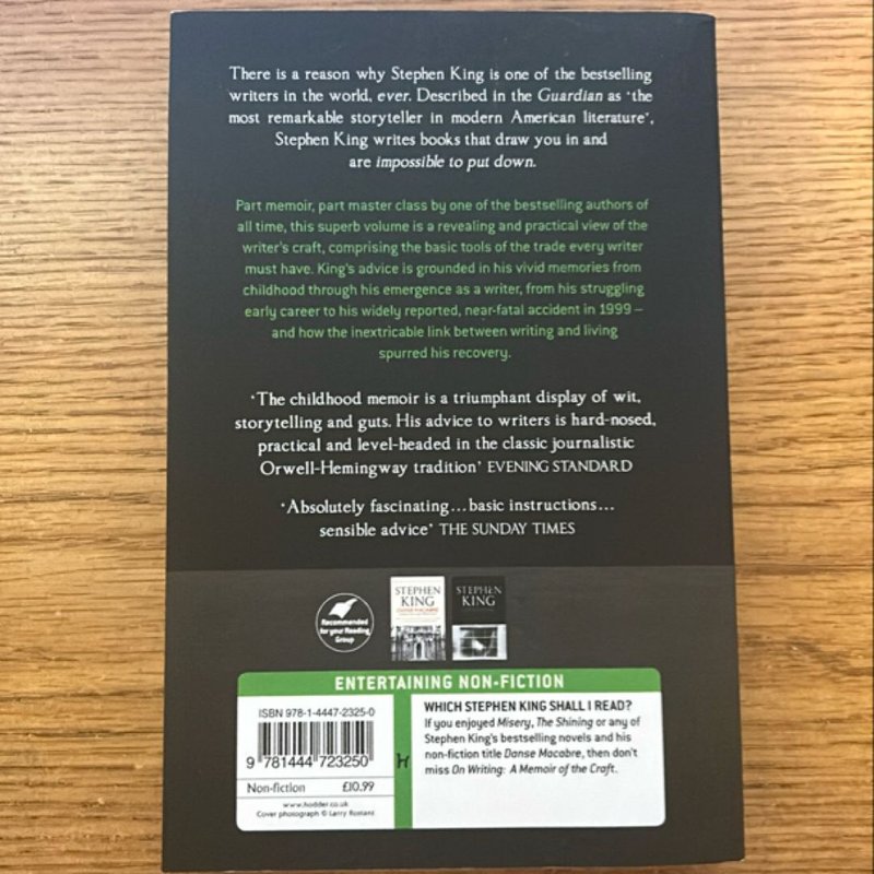 On Writing by Stephen King, Paperback | Pangobooks