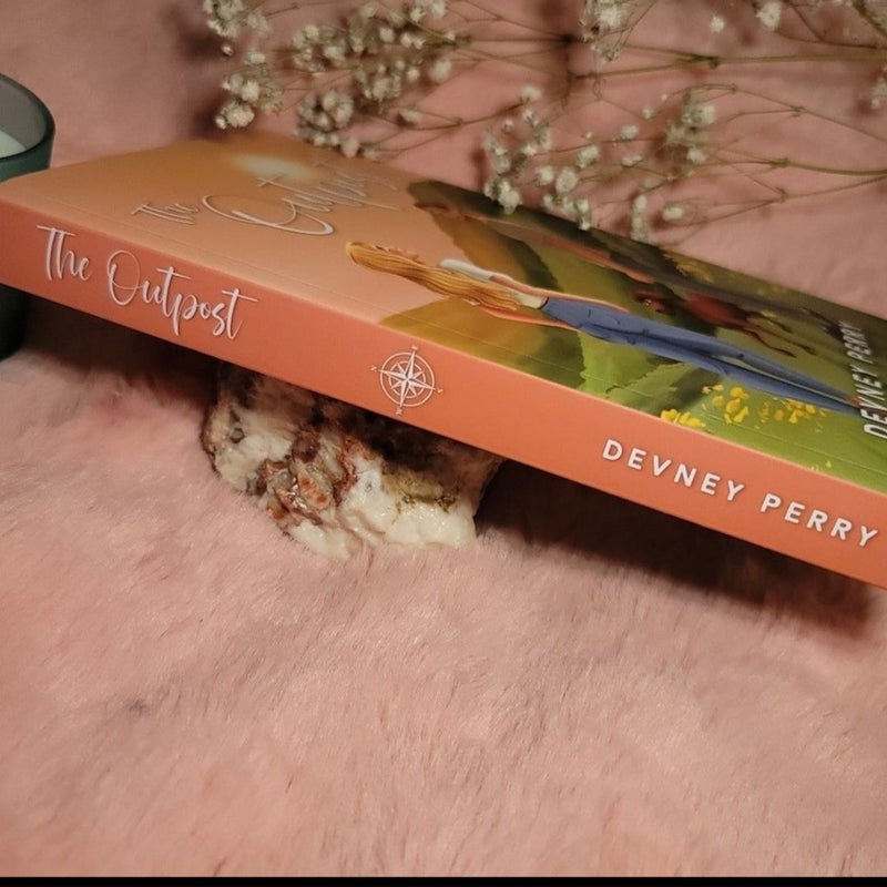 The Outpost *SIGNED* by Devney Perry, Paperback | Pangobooks